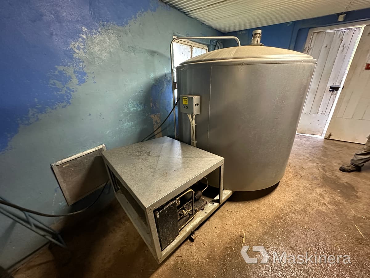 Mjölktank Wedholms DF823AD | Maskinera