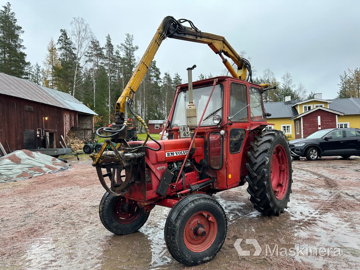 BM-Volvo T 430 med skogskran | Maskinera