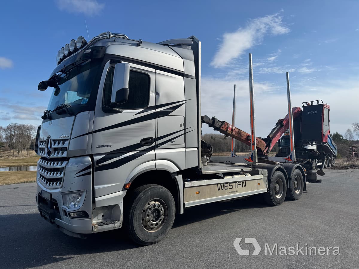 Timmerbil Mercedes-Benz Arocs X-CAB | Maskinera