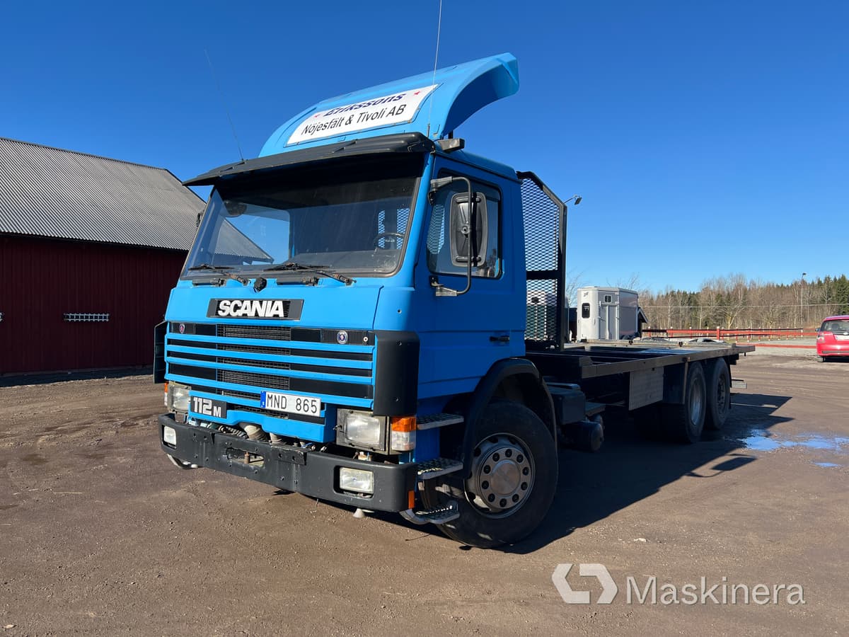 Lastbil Scania P112 M 6x2 | Maskinera