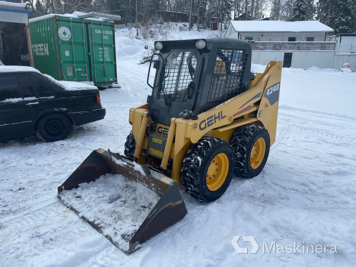 Kompaktlastare Gehl 4240 | Maskinera