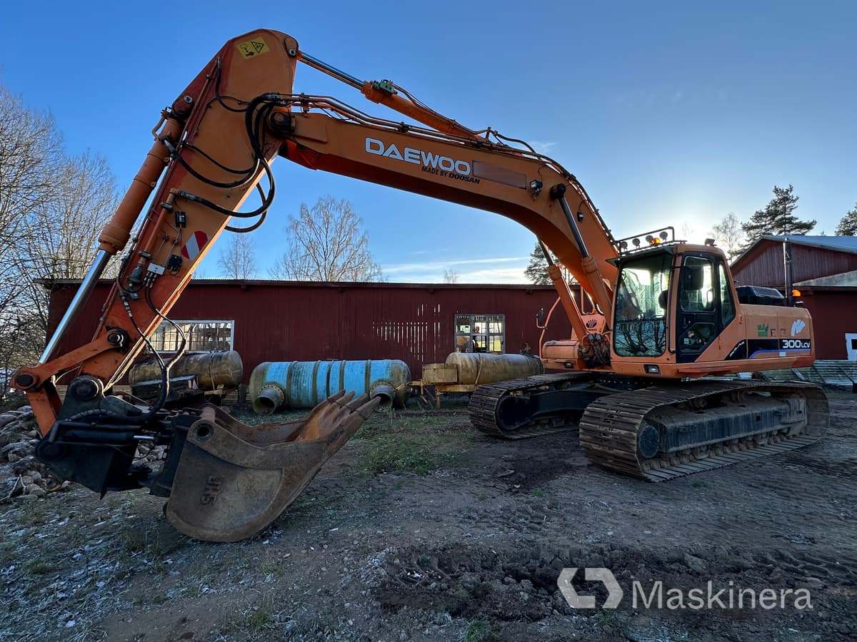 Grävmaskin Daewoo Solar 300LC-V | Maskinera
