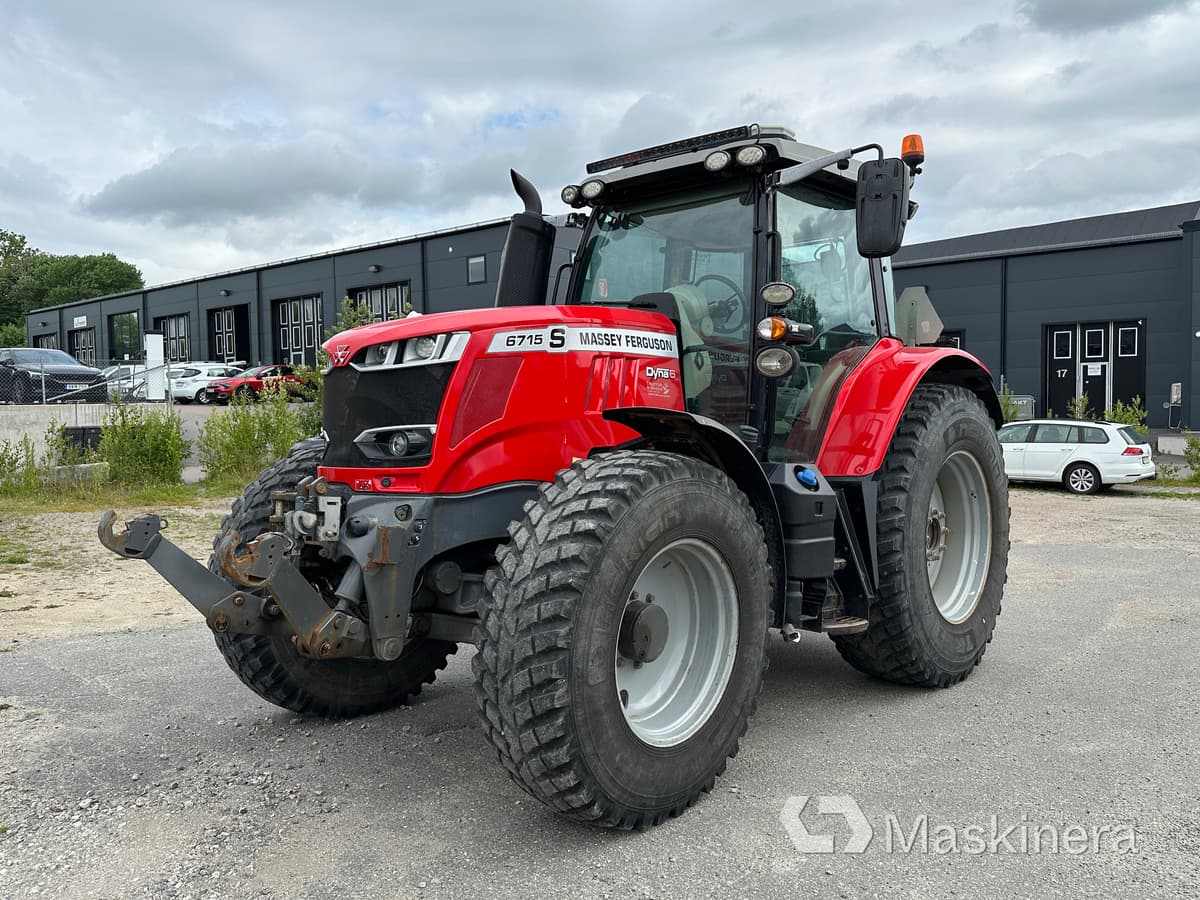 Traktor Massey Fergusson MF 6715 S + Bigab 10-14 G2 | Maskinera