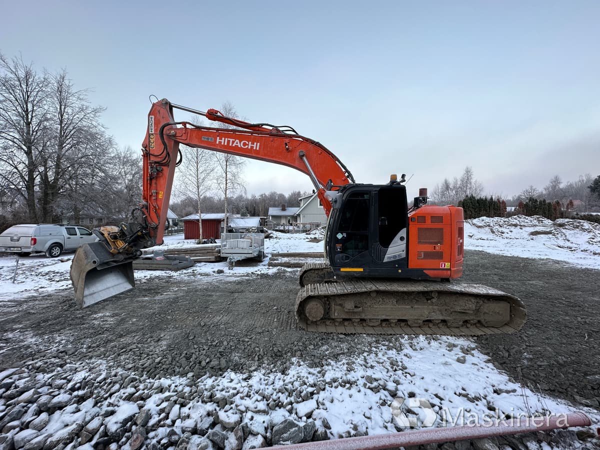 Grävmaskin Hitachi Zaxis 225 US LC | Maskinera