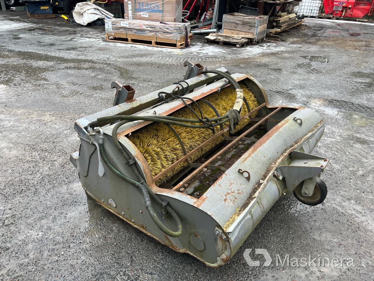 Hydraulic Sweeper Holms | Maskinera
