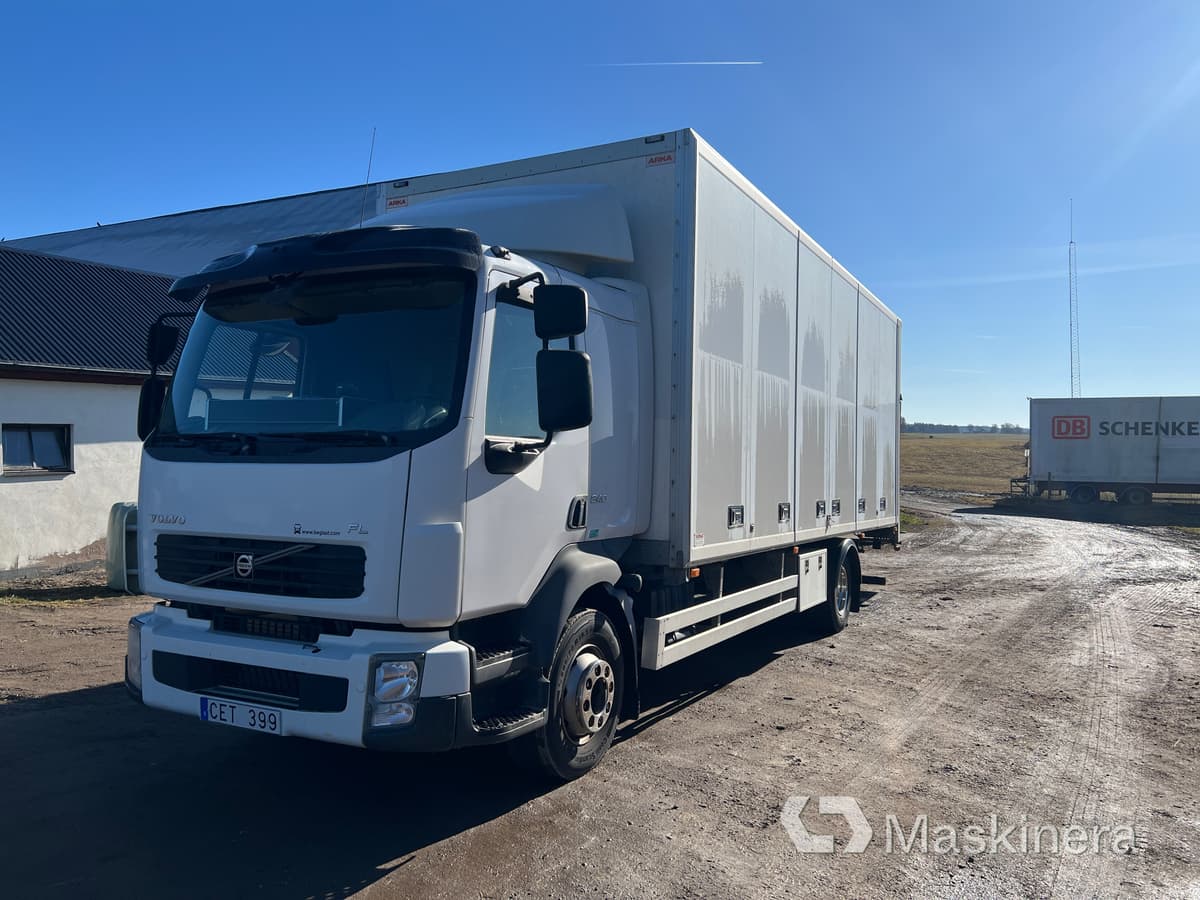 Lastbil Volvo FL-240 4x2 | Maskinera