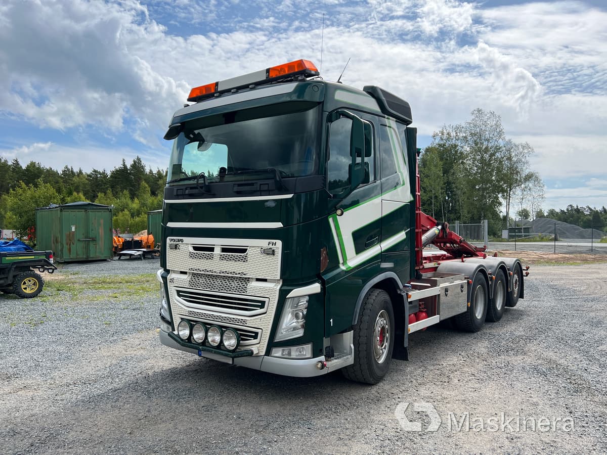 Lastväxlare Volvo FH 540 Tridem | Maskinera