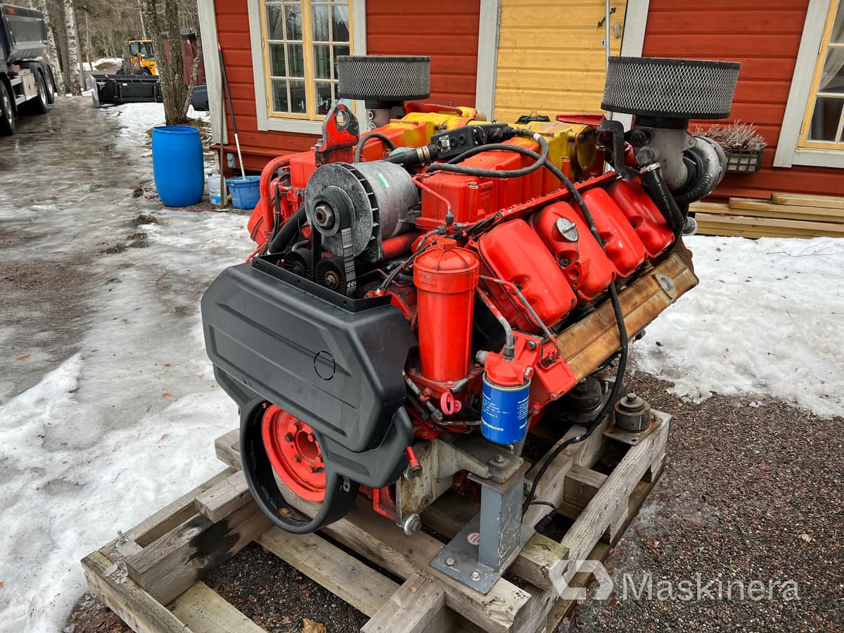 Marinmotor Scania DI 16 42 V-8 | Maskinera