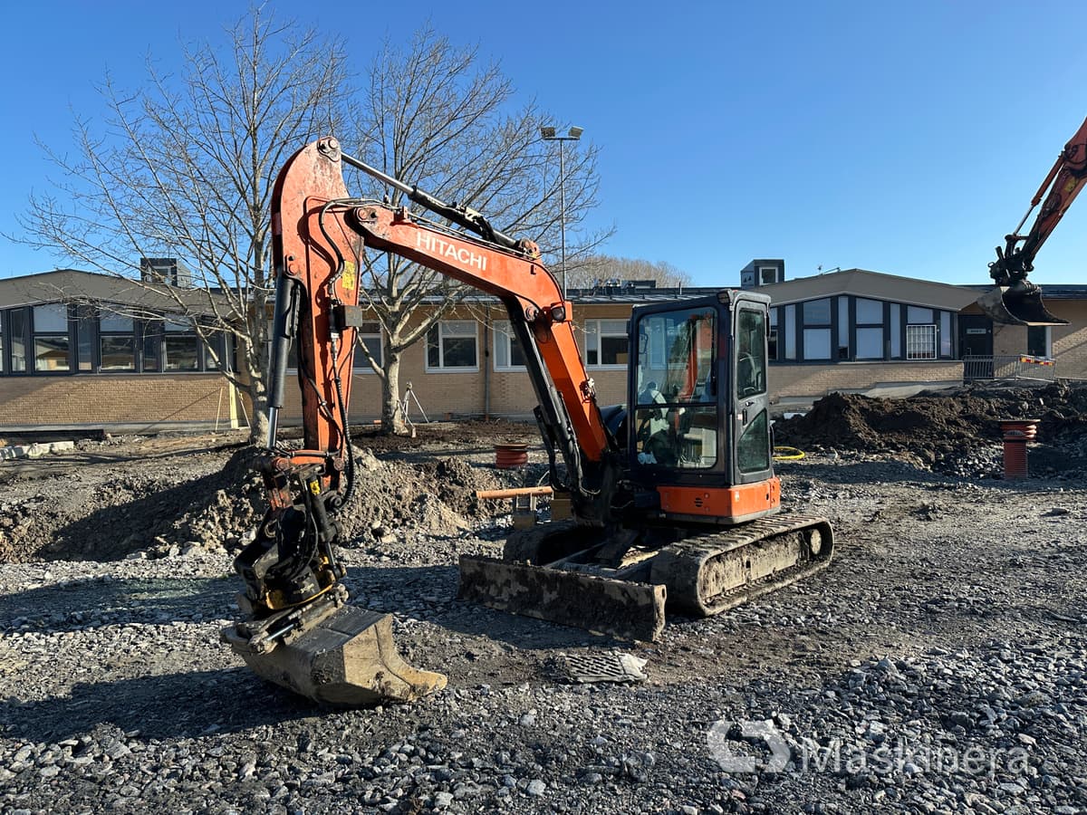 Grävmaskin Hitachi ZX 55U-5A CLR | Maskinera