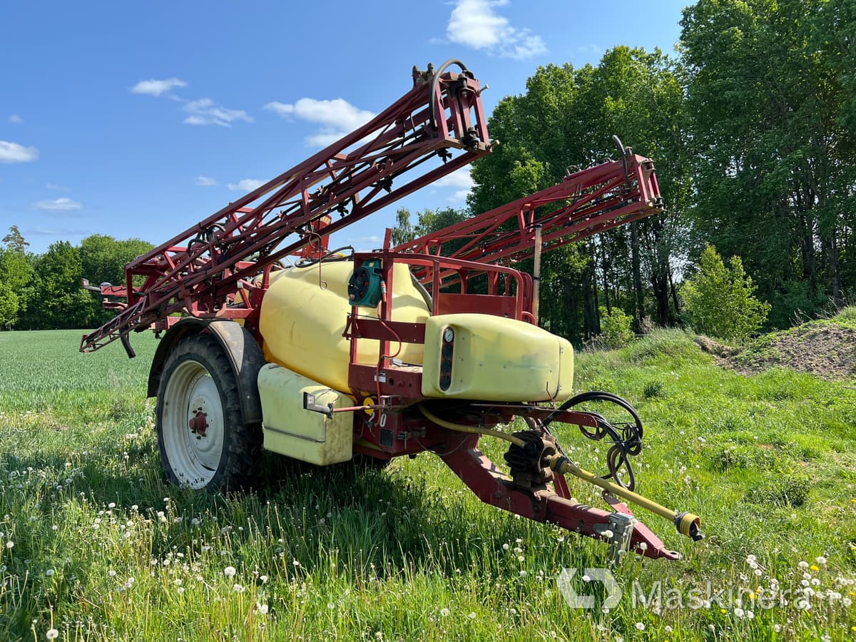 Växtskyddsspruta Hardi Commander 2800 | Maskinera