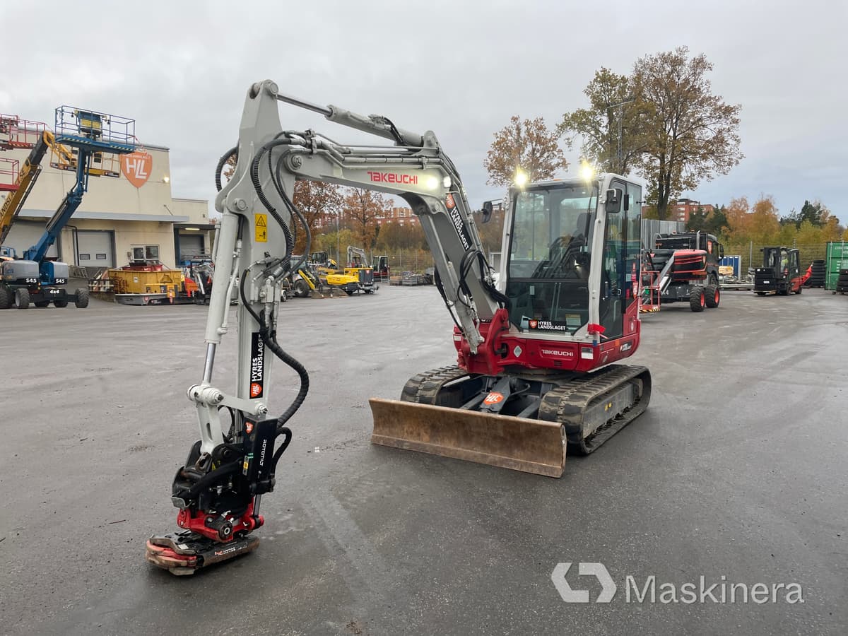 Grävmaskin Takeuchi TB 250 | Maskinera