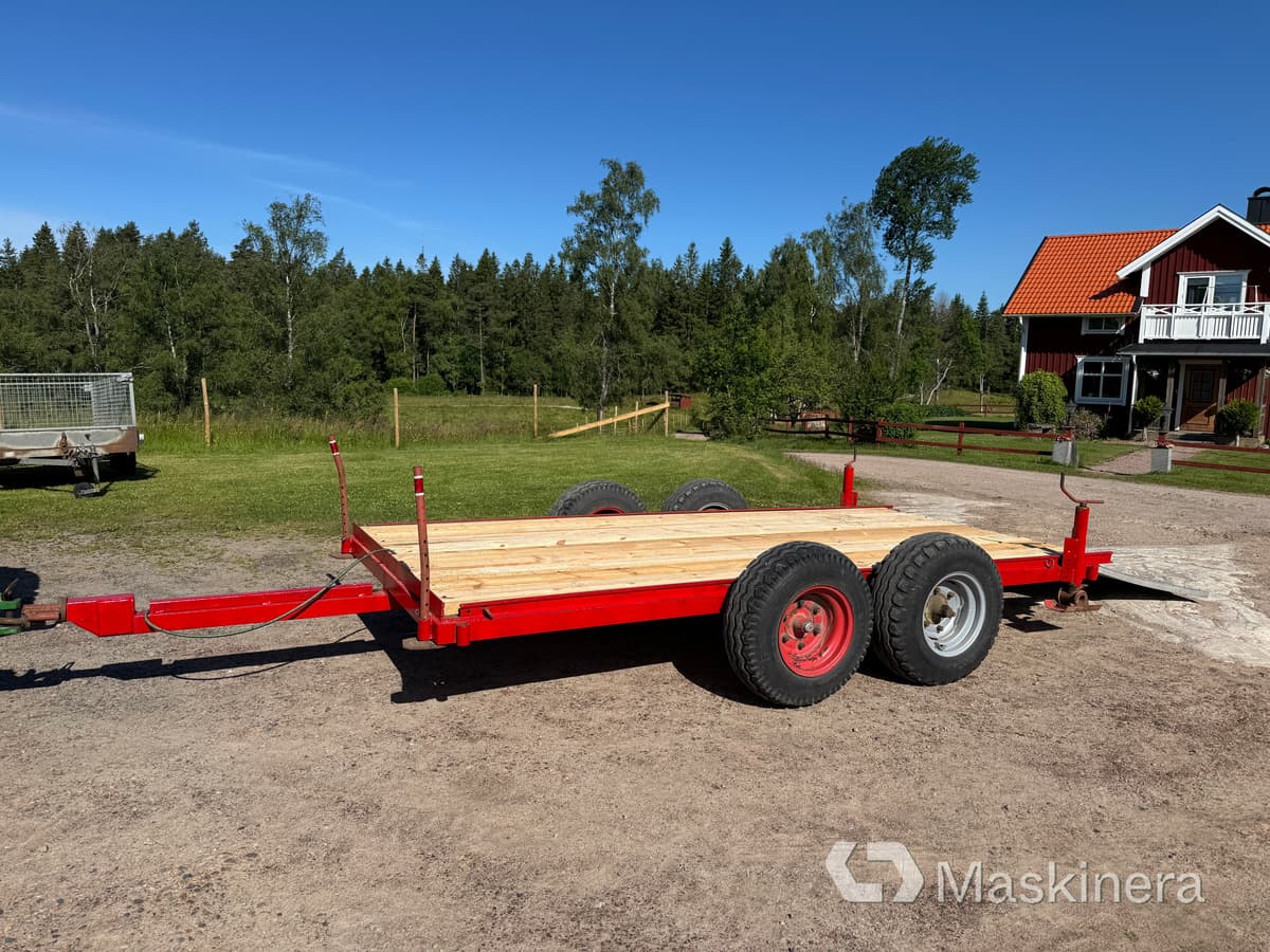Traktordragen Maskintrailer 2-axlad | Maskinera