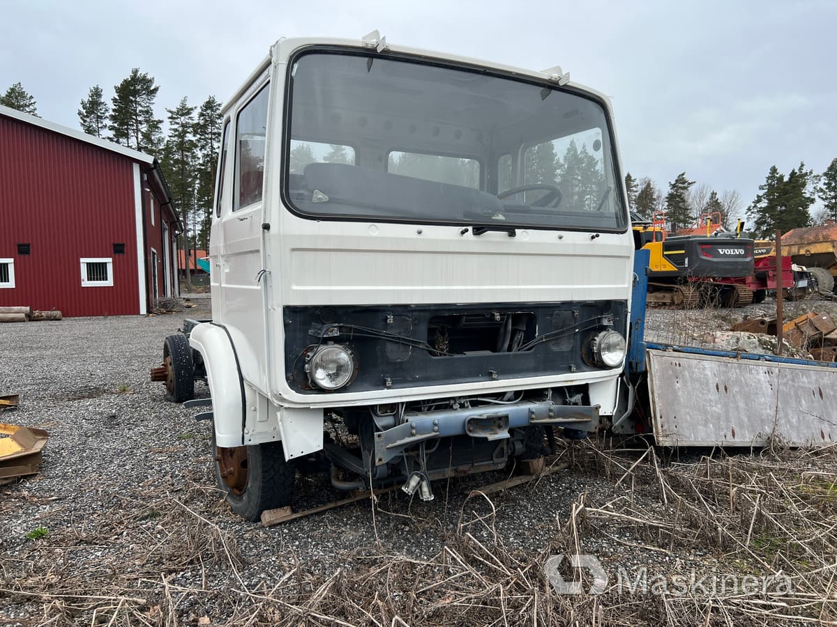 Lastbil Volvo F610 4X2 (Rep objekt) | Maskinera